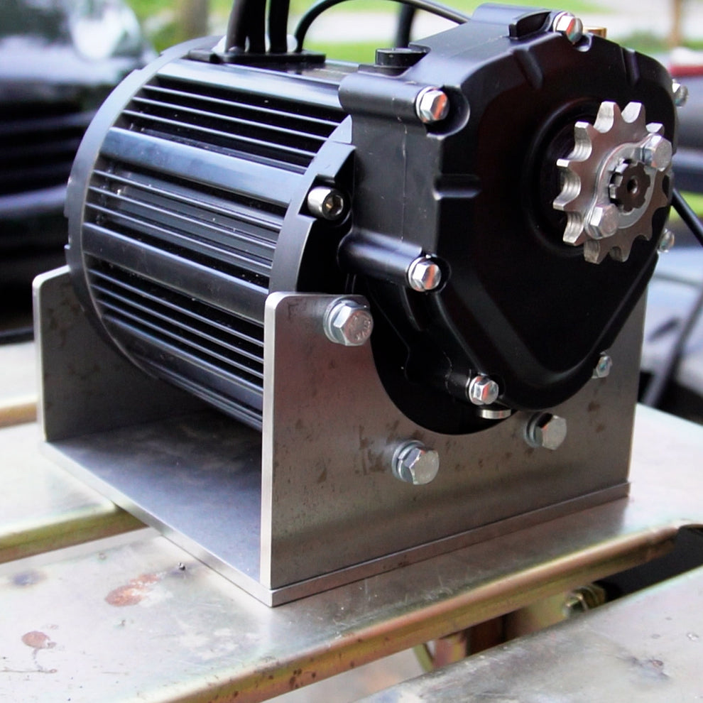 QS138 90H Motor Mount – Metzev